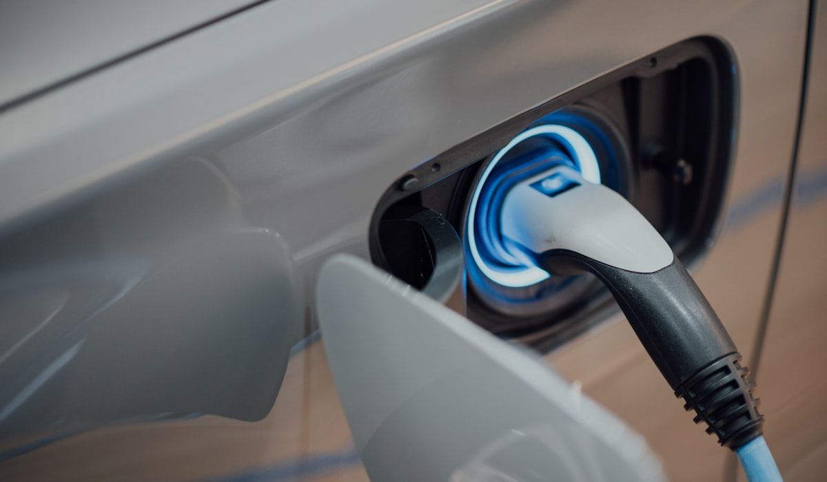 NAZ — Mobilidade de A a Z | Portal de Carros Elétricos e Híbridos